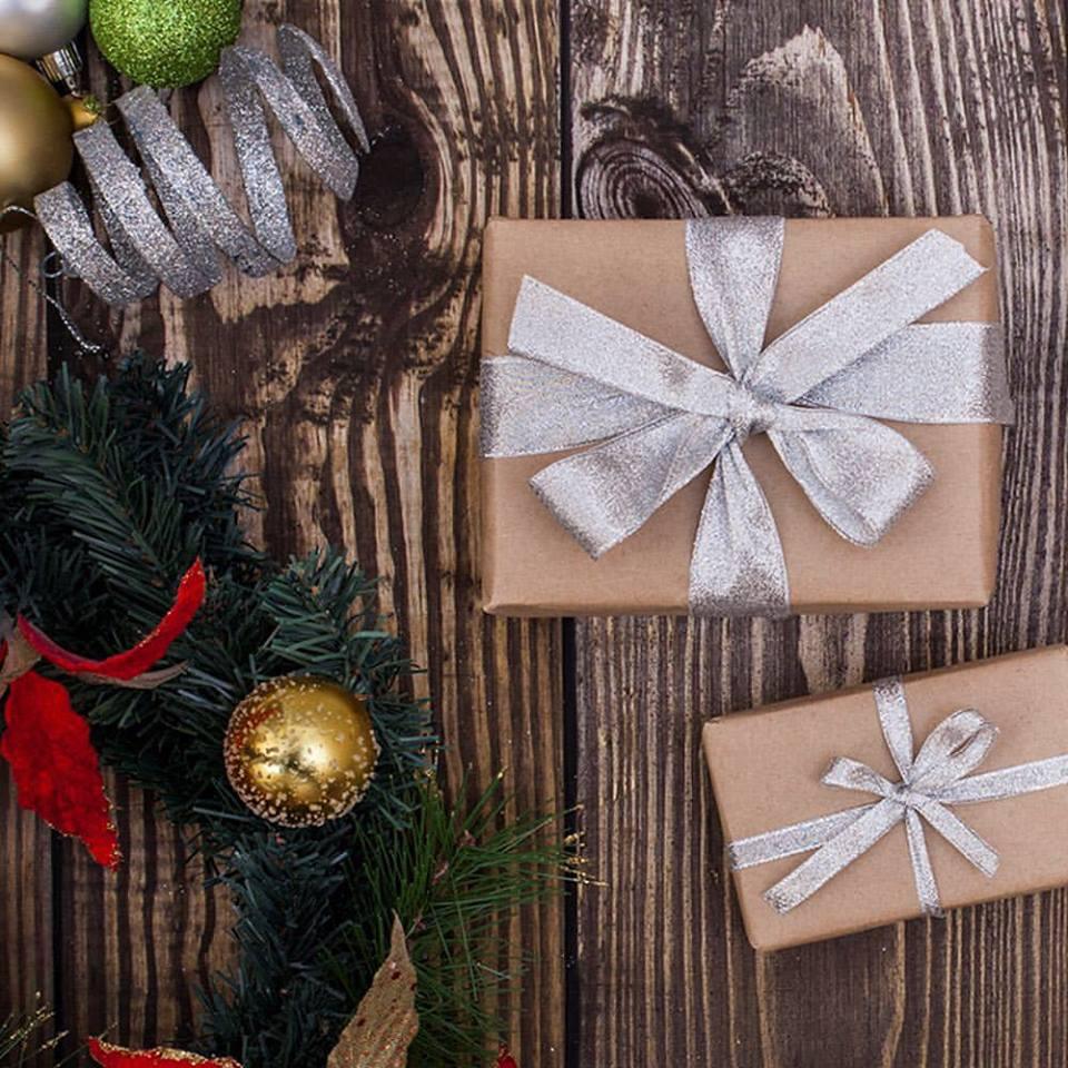 Christmas Boxes add that extra touch to your gifts at Christmas ...