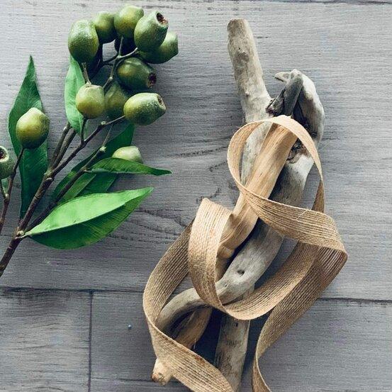 Natural Ribbon Jute-25mm x 10mt to a roll, Stylish and effective design ...